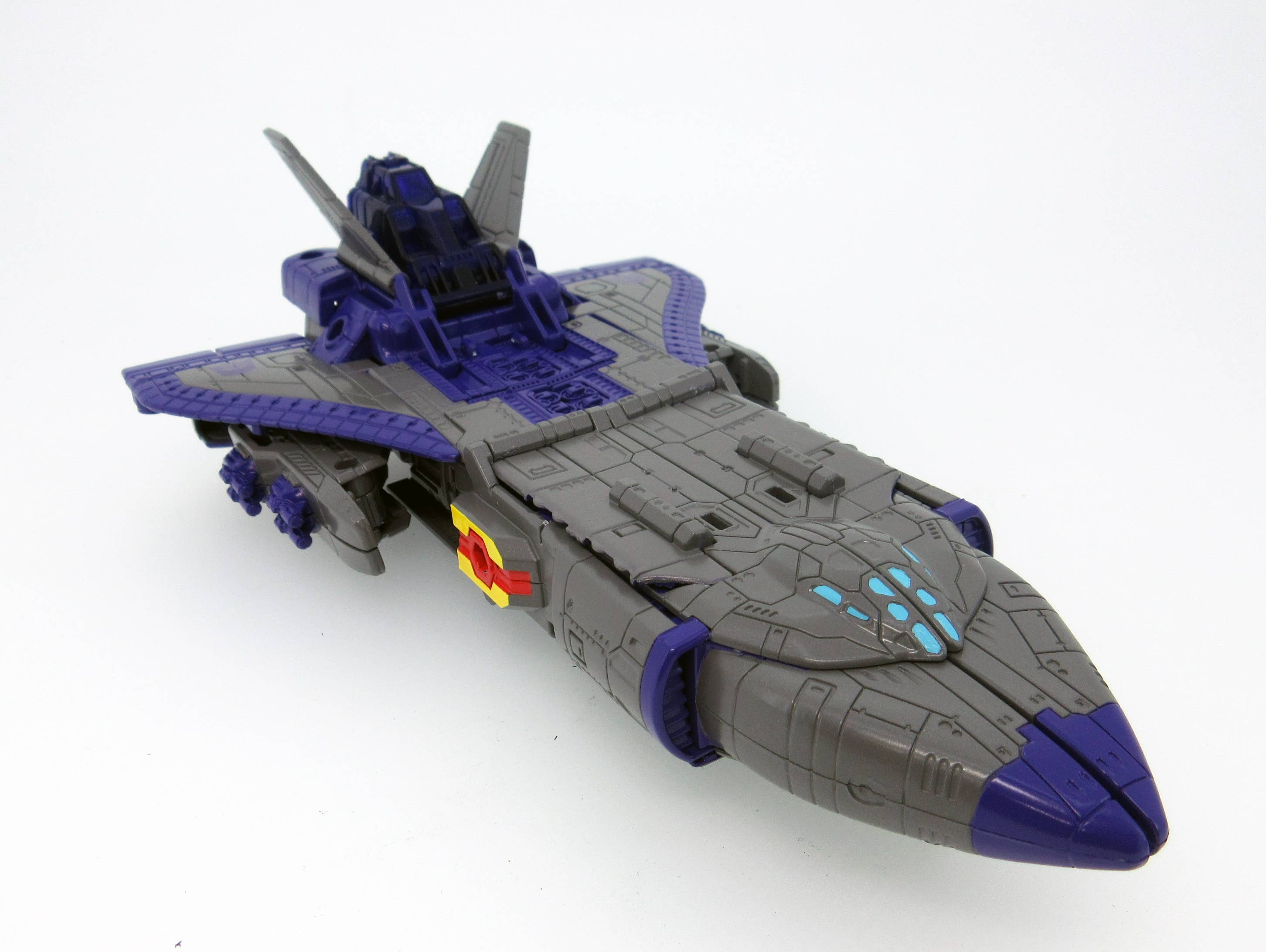 Transformers Legends LG40 Astrotrain | HLJ.com