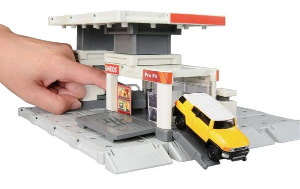 Tomica Town Build City: Gas Station Stand ENEOS | HLJ.com