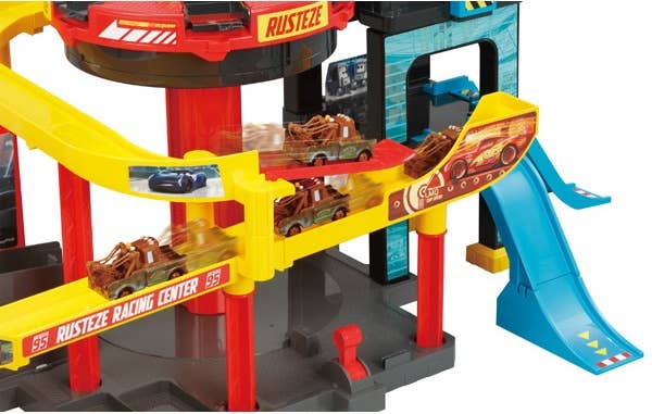 Cars Tomica Action Course Rotary Elevator Racing Center | HLJ.com