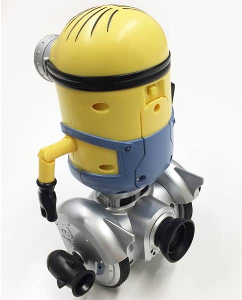 Singing and Dancing Hacha Mecha Minions -Turbo Dave- | HLJ.com