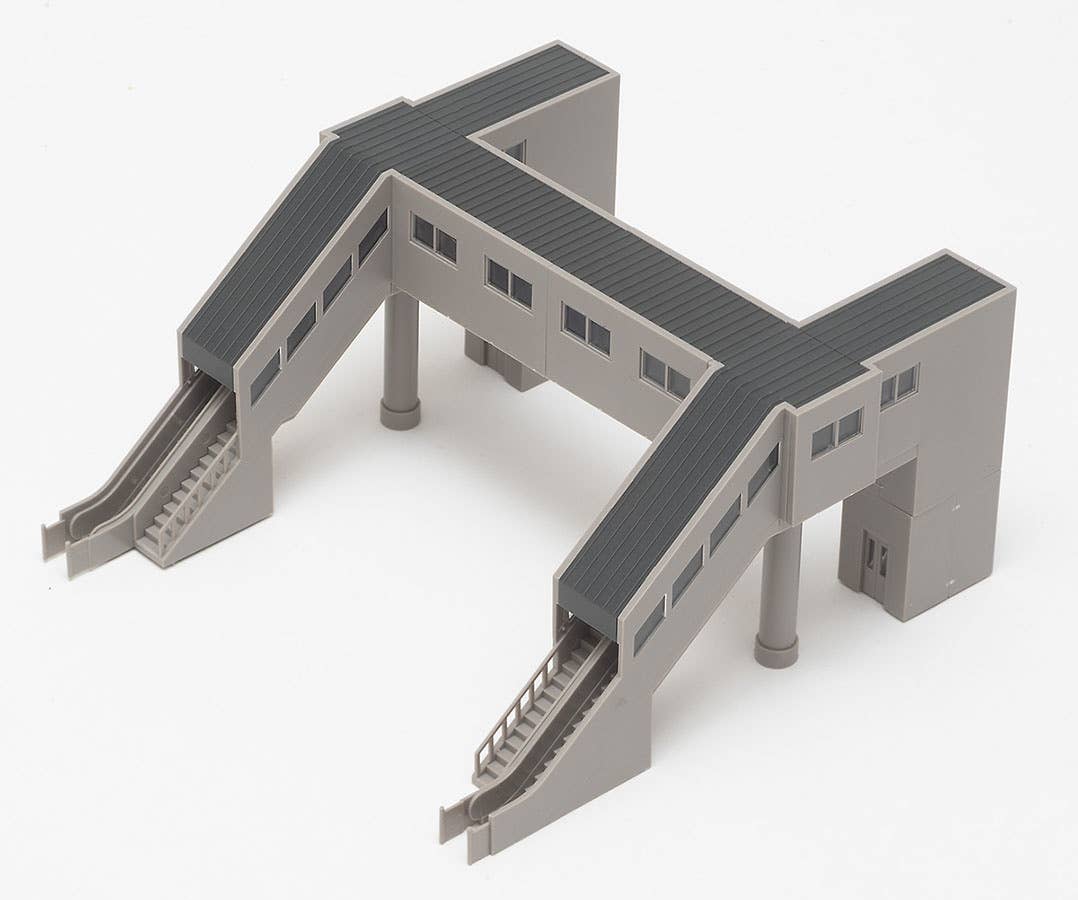 Multi-overpass Set with Elevator | HLJ.com