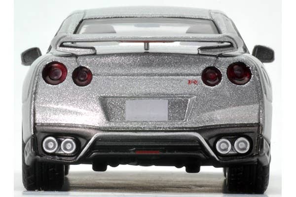 LV-N148b Nissan GT-R 2017 Model (Silver) | HLJ.com