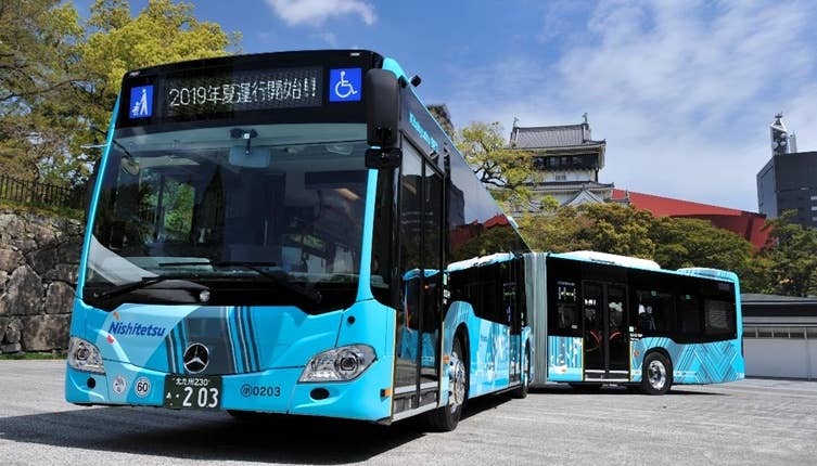 The Bus Collection Nishitetsu Bus Kitakyushu BRT Articulated Bus | HLJ.com