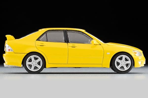 LV-N232b Toyota Altezza Rs200 Z Edition (Yellow) | HLJ.com