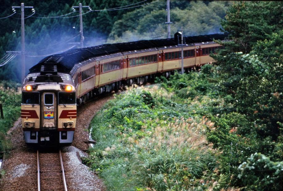 J.N.R. Series KIHA 181 Limited Express Diesel Train Add-On Set (3-Cars ...