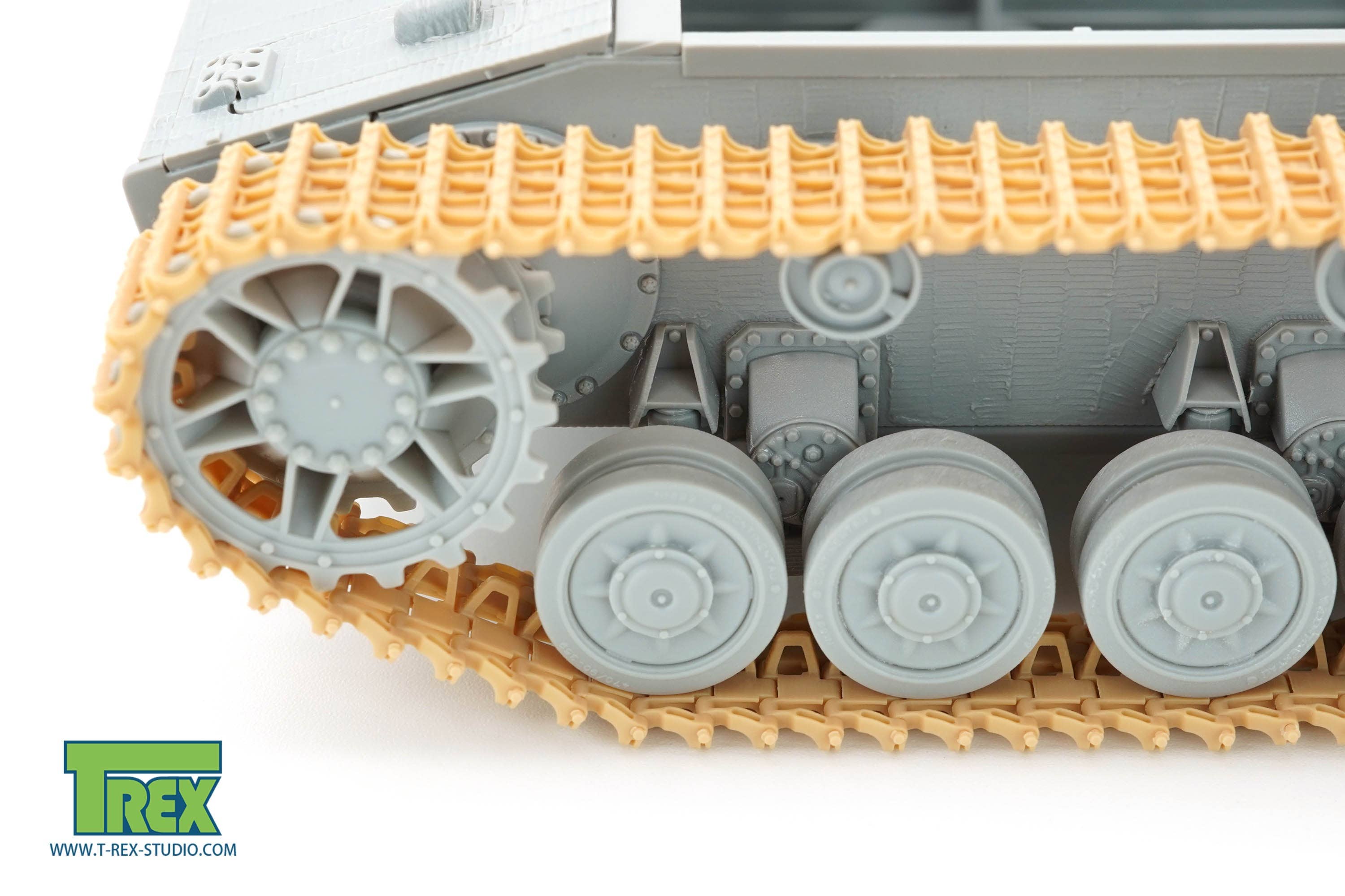 WWII German III / IV Tank Tracks Type.5a | HLJ.com