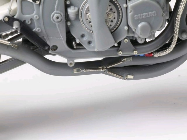 Yoshimura Suzuki GSX-R750 Detail-Up Set (for Fujimi) | HLJ.com