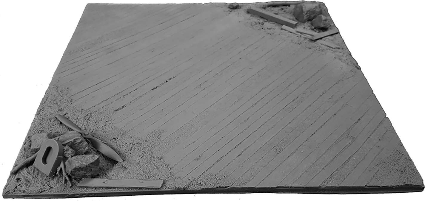 WWI Aerodrome Display Base | HLJ.com