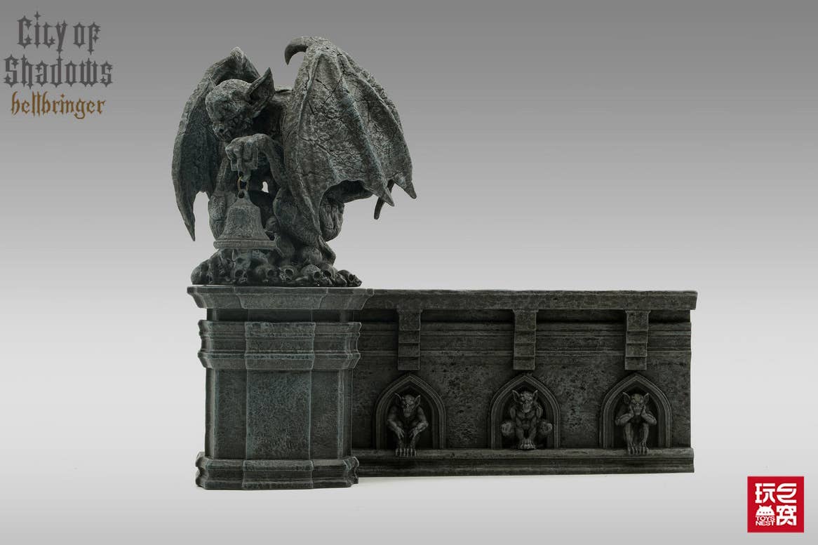 Gargoyle Display Pedestal Deluxe | HLJ.com