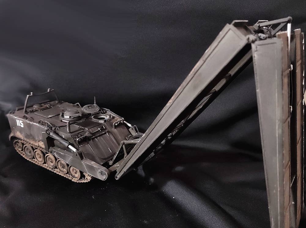 U.S. M113AVLB Bridge Vehicle Modification Kit Academy M113 | HLJ.com