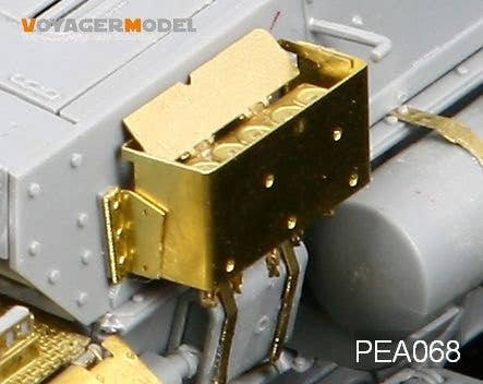 WWII Panzer Smoke Candle Rack (1942-1943) | HLJ.com