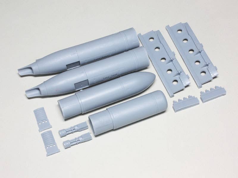 SUU-23/A 20mm Vulcan Pod Set for F-4 | HLJ.com