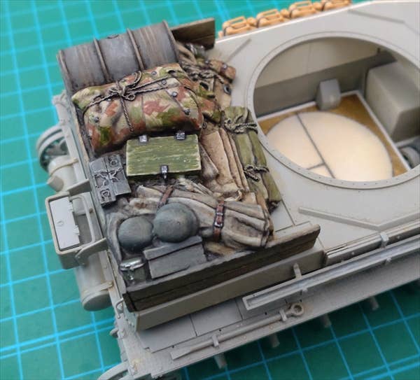 Rear Loading Luggage Set (for Panzer 4 tank series) | HLJ.com