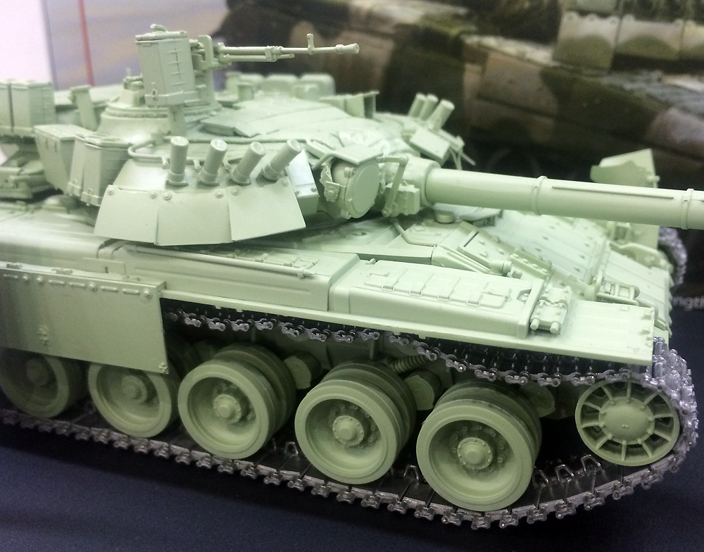 T-80U w/Metal Tracks | HLJ.com