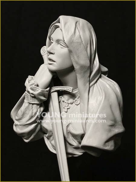Medieval Woman Bust | HLJ.com