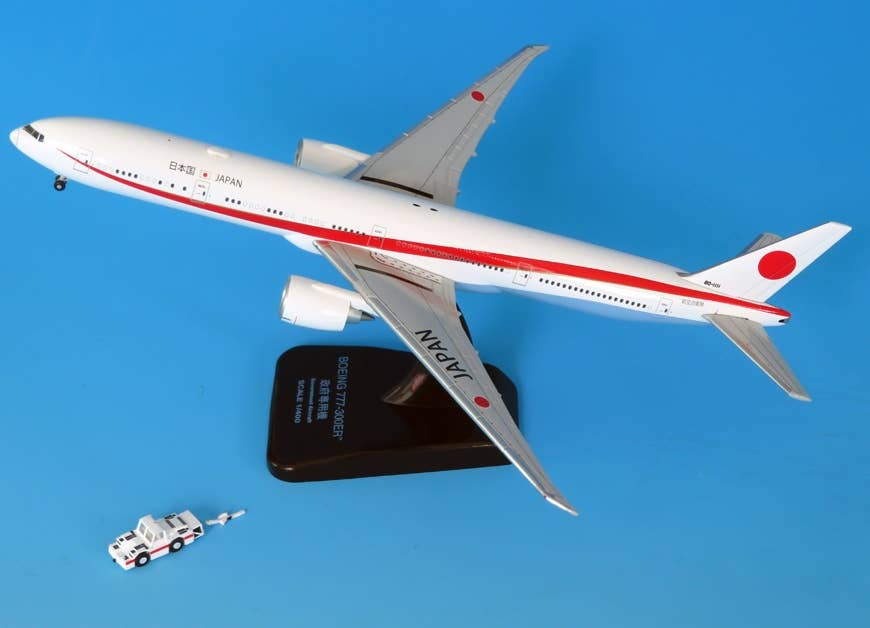 Boeing 777-300ER 80-1112 Die Cast Model (with Wifi Radome & Plastic ...