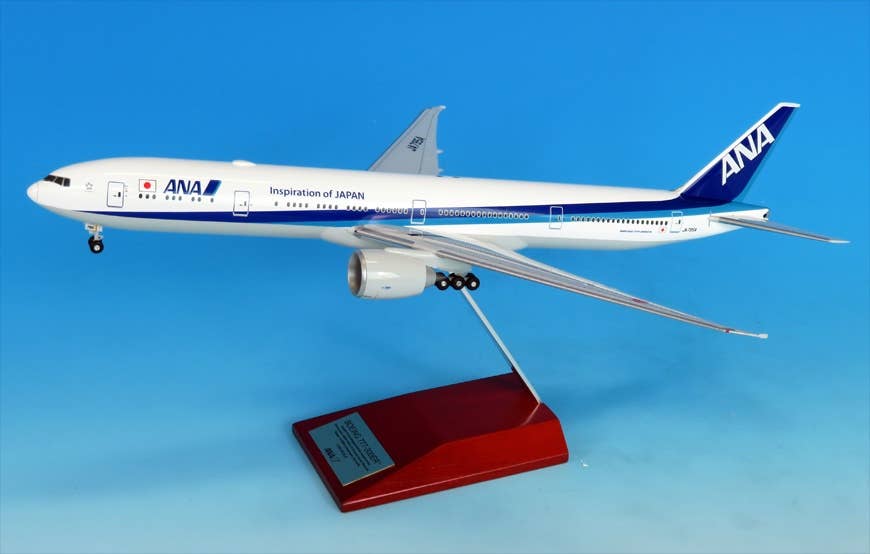 Boeing 777-300ER JA795A Snap-Fit Model (with WiFi Radome & Gear) | HLJ.com