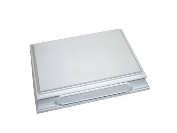 Vignette Base (Rectangle 9x7cm) | HLJ.com