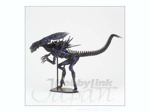 B-Grade Sci-Fi Revoltech Alien Queen | HLJ.com