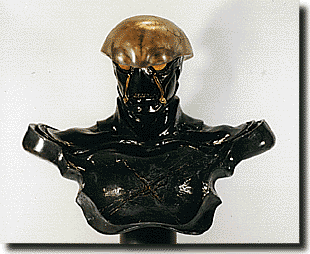 Hakaider Bust | HLJ.com