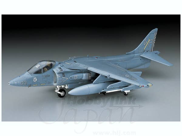 AV-8B Harrier II | HLJ.com