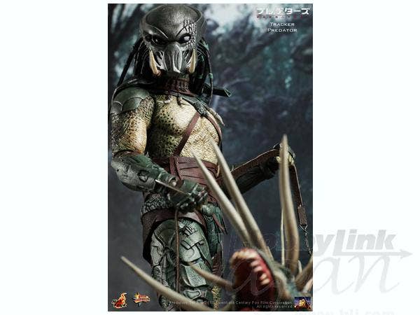 Tracker Predator (with Hound) | HLJ.com