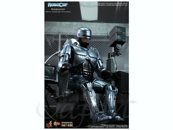 Movie Masterpiece: Robocop (with Docking Station) | HLJ.com