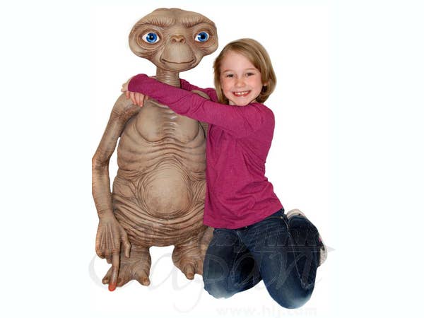 E.T. Stunt Puppet Prop Replica | HLJ.com