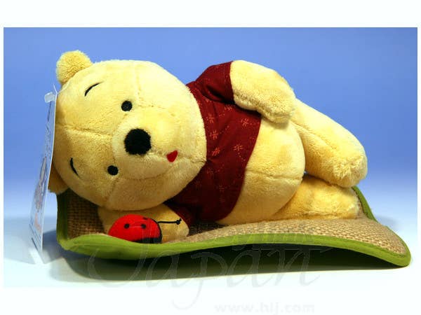 Stuffed Resting Pooh w/Ladybug | HLJ.com
