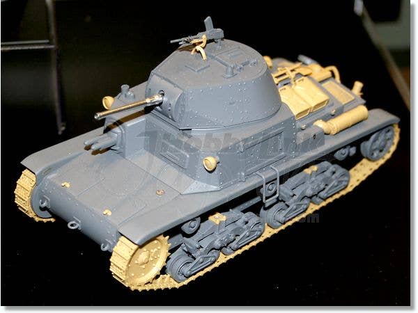Italian Medium Tank Carro Armato M13/40 | HLJ.com