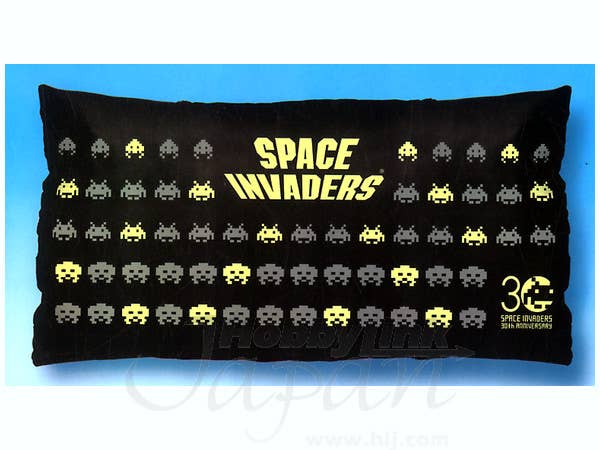 Space Invaders Pillow: Invader Pattern | HLJ.com