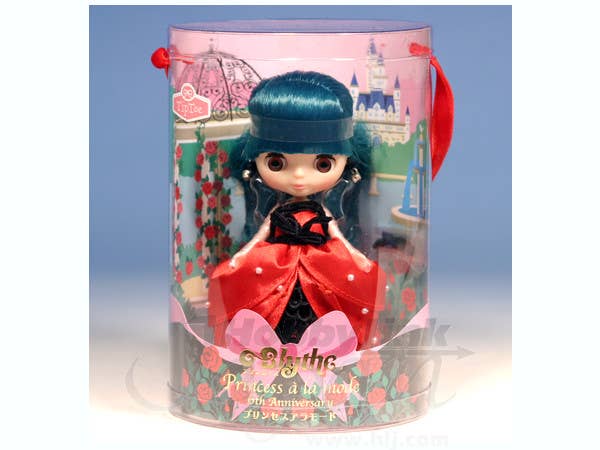 Petite Blythe Princess A La Mode | HLJ.com